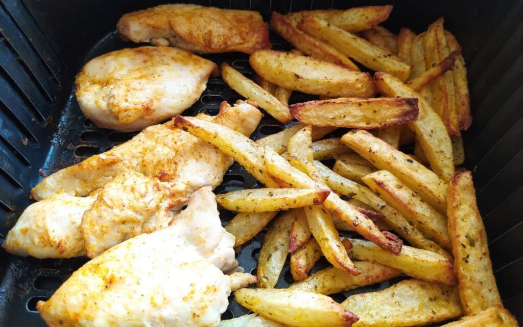 Peito de Frango na Air Fryer: Delicioso e Pronto em 20 MINUTOS