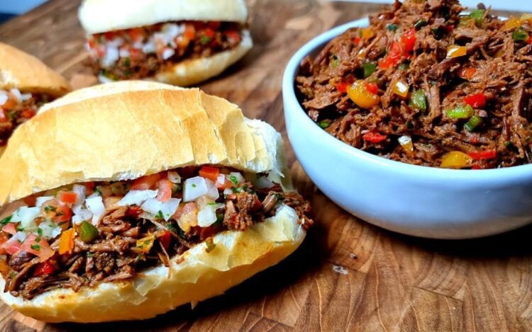 Receita de Carne Louca Para Fazer o Lanche Mais Perfeito e Delicioso ...